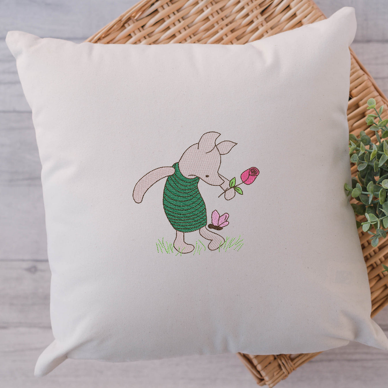 Piglet Butterfly Love – Digital Stitch Empire