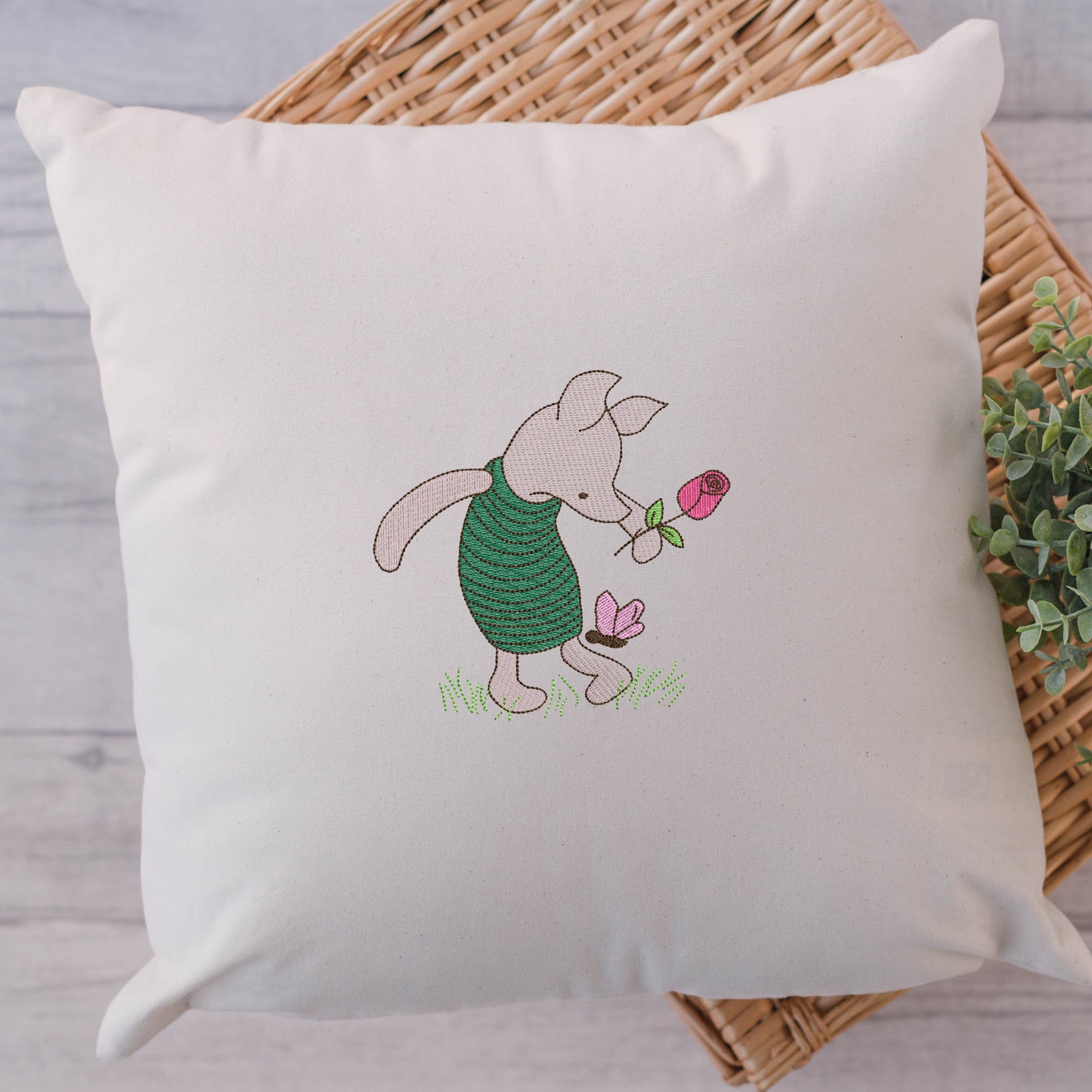 Piglet Butterfly Love – Digital Stitch Empire